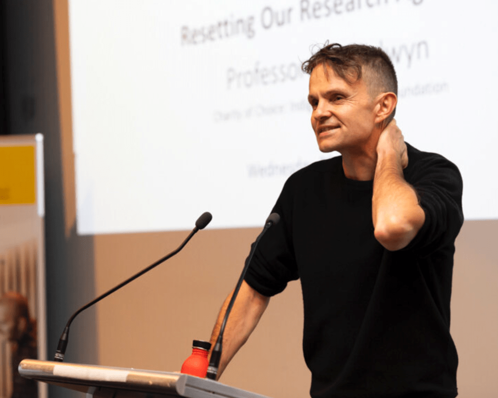 About – Critical Studies of EDUCATION & TECHNOLOGY